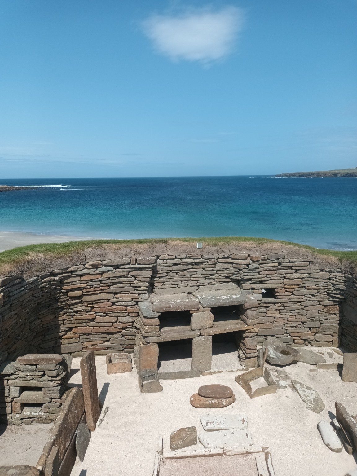 Essential Orkney Tour | Skara Brae & Ring of Brodgar Tour